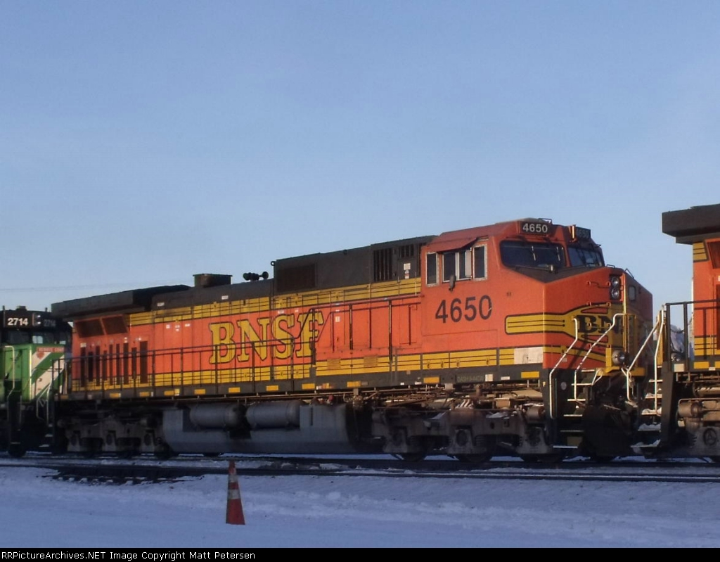 BNSF 4650